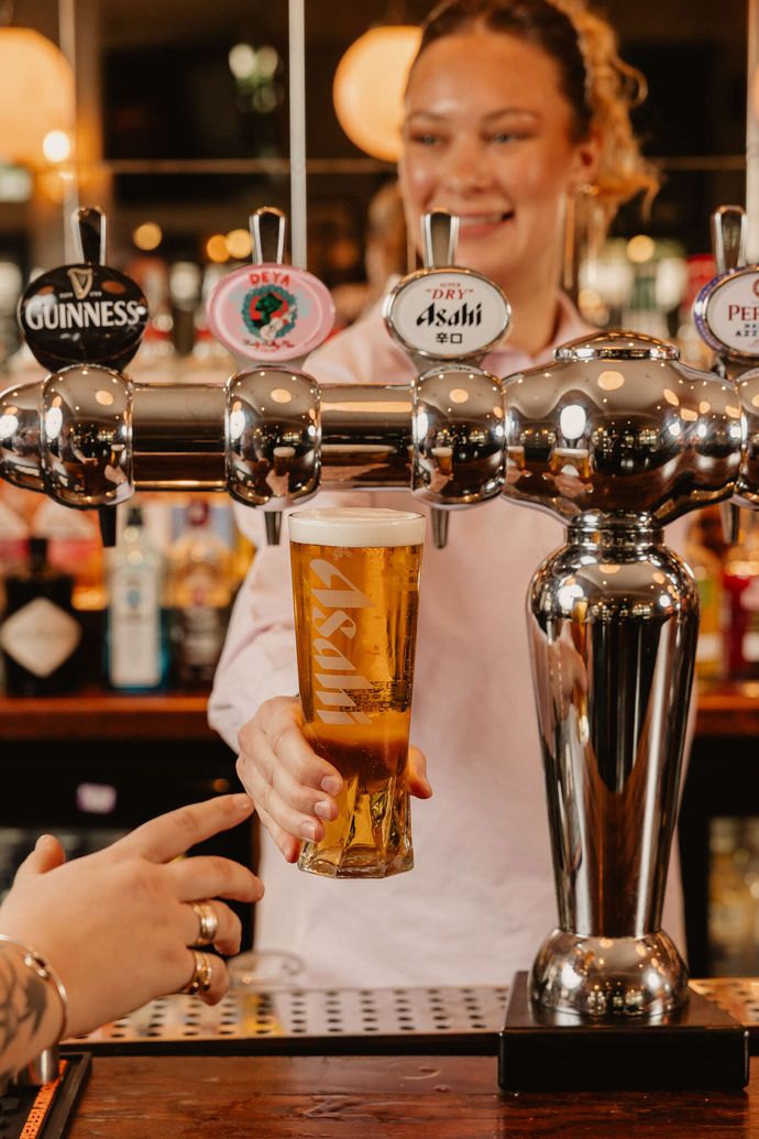 The Canbury Arms | pub | Kingston | Young's Pub